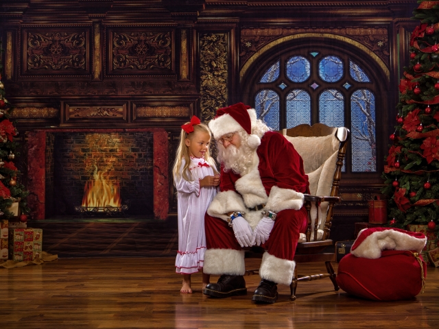 Gallery of Children’s Portraits with Santa Claus, Ohio Valley