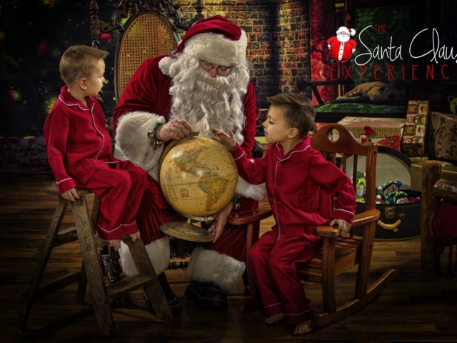 Gallery of Children’s Portraits with Santa Claus, Ohio Valley